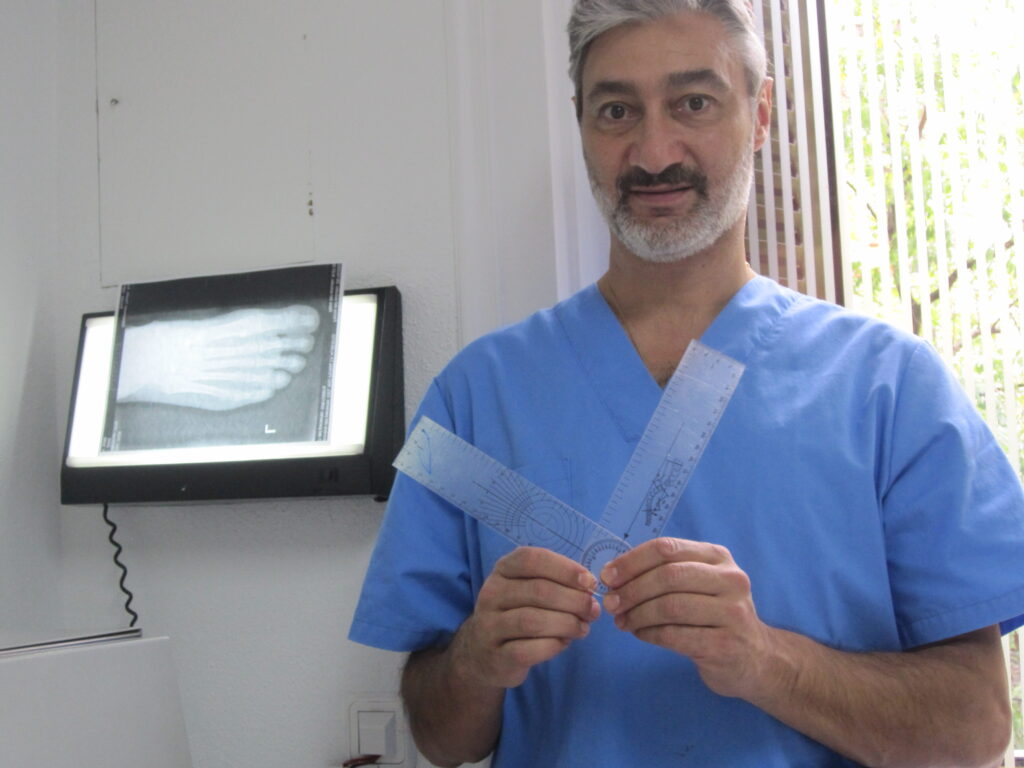 Conoce a Alberto Del Río: Un Podólogo Apasionado por el Cuidado de los ...